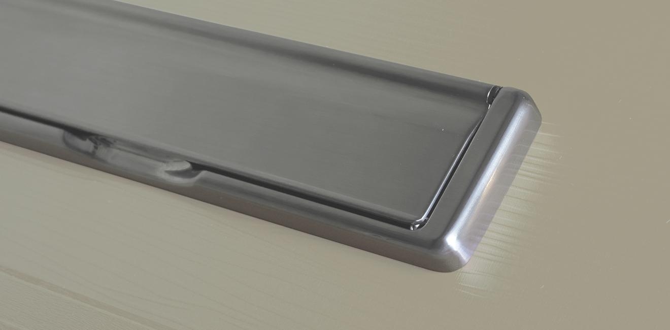 Colonial - Pebble Grey